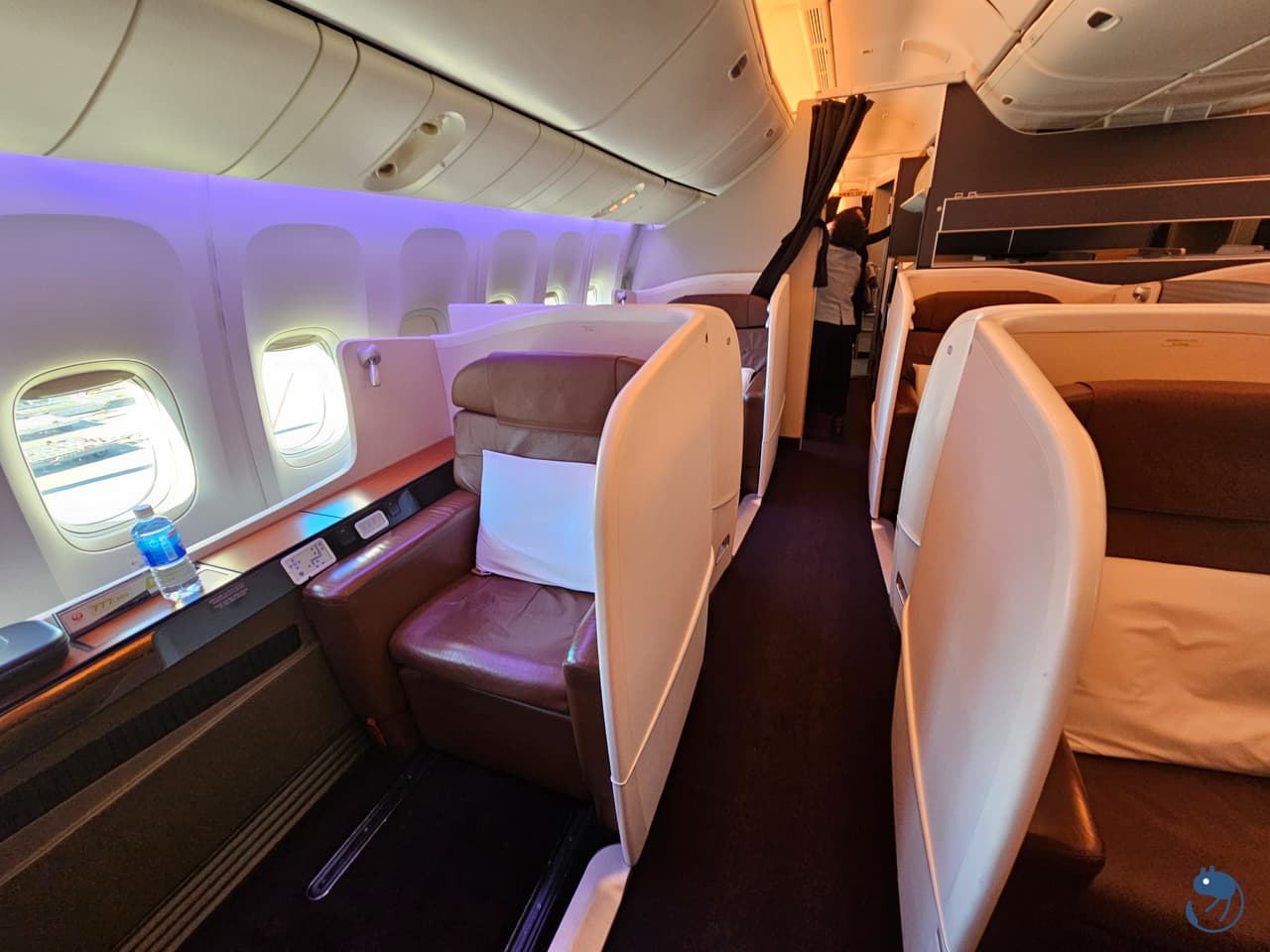 #飛行紀錄 新加坡|日航JL37 777-300ER 東京羽田HND-新加坡SIN 頭等艙 飛行紀錄 (上集) - 航空板 | Dcard