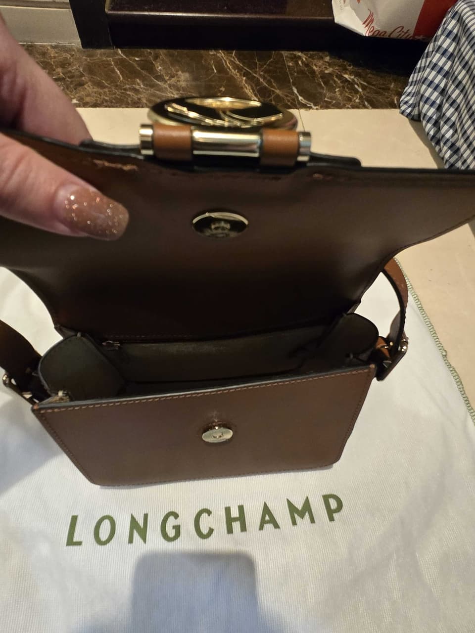 #我要賣 Longchamp Box-Trot 小牛皮斜背包（小／棕） - 二手交易板 | Dcard