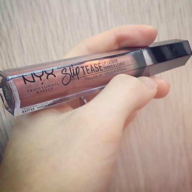 NYX slip tease lip lacquer輕質漆光唇釉 - 美妝板 | Dcard
