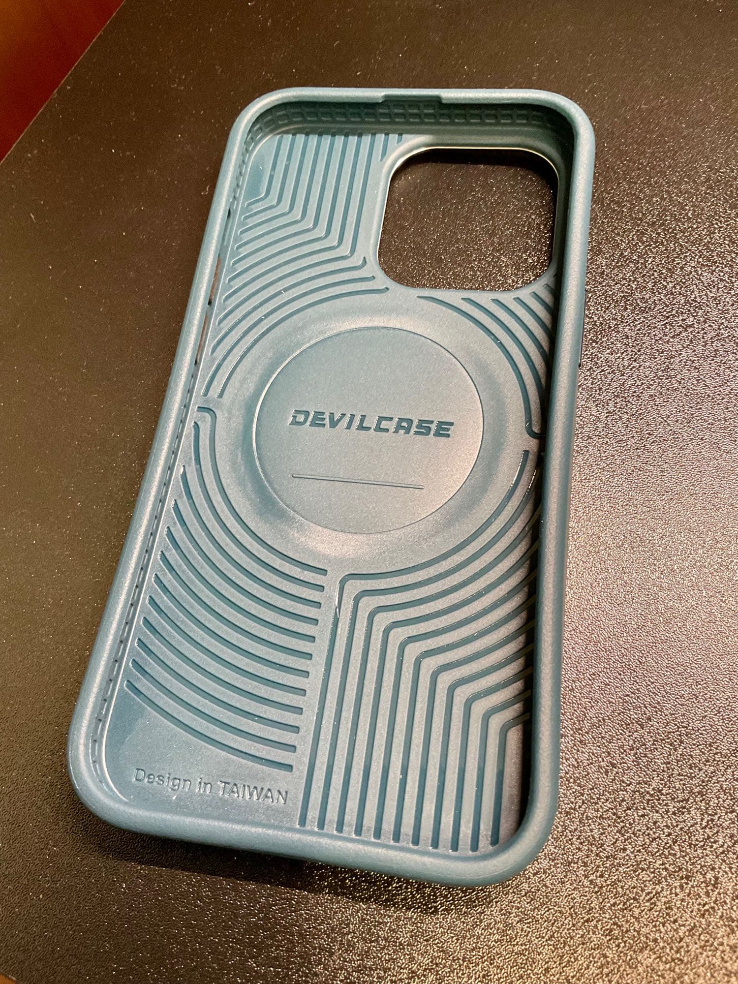 #iPhone # DevilCase 惡魔防摔殼PRO開箱分享 - Apple板 | Dcard