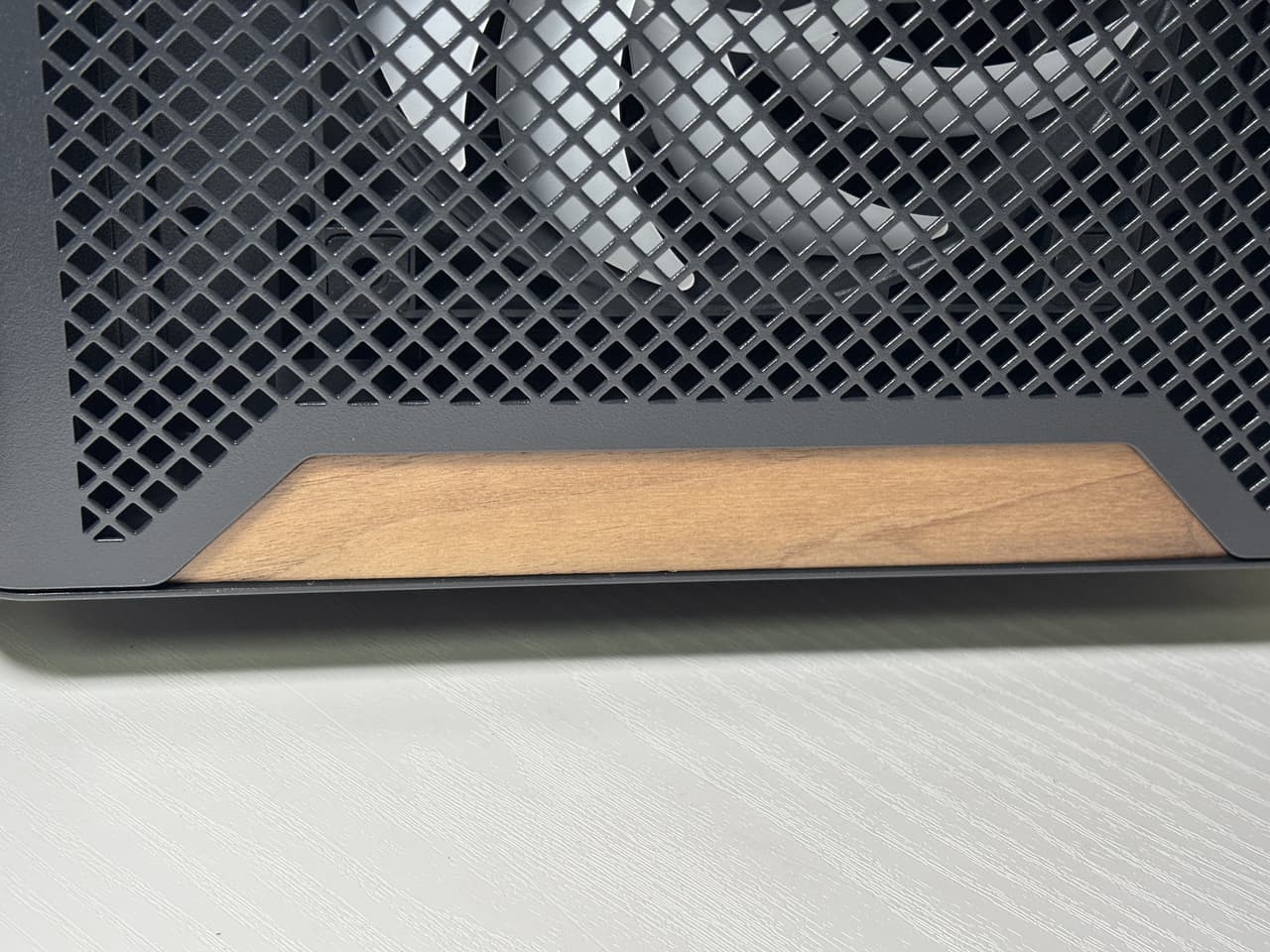 【開箱】「平價機殼首選，值得”木”名而來」MONTECH 君主科技 XR Wood - 3C板 | Dcard