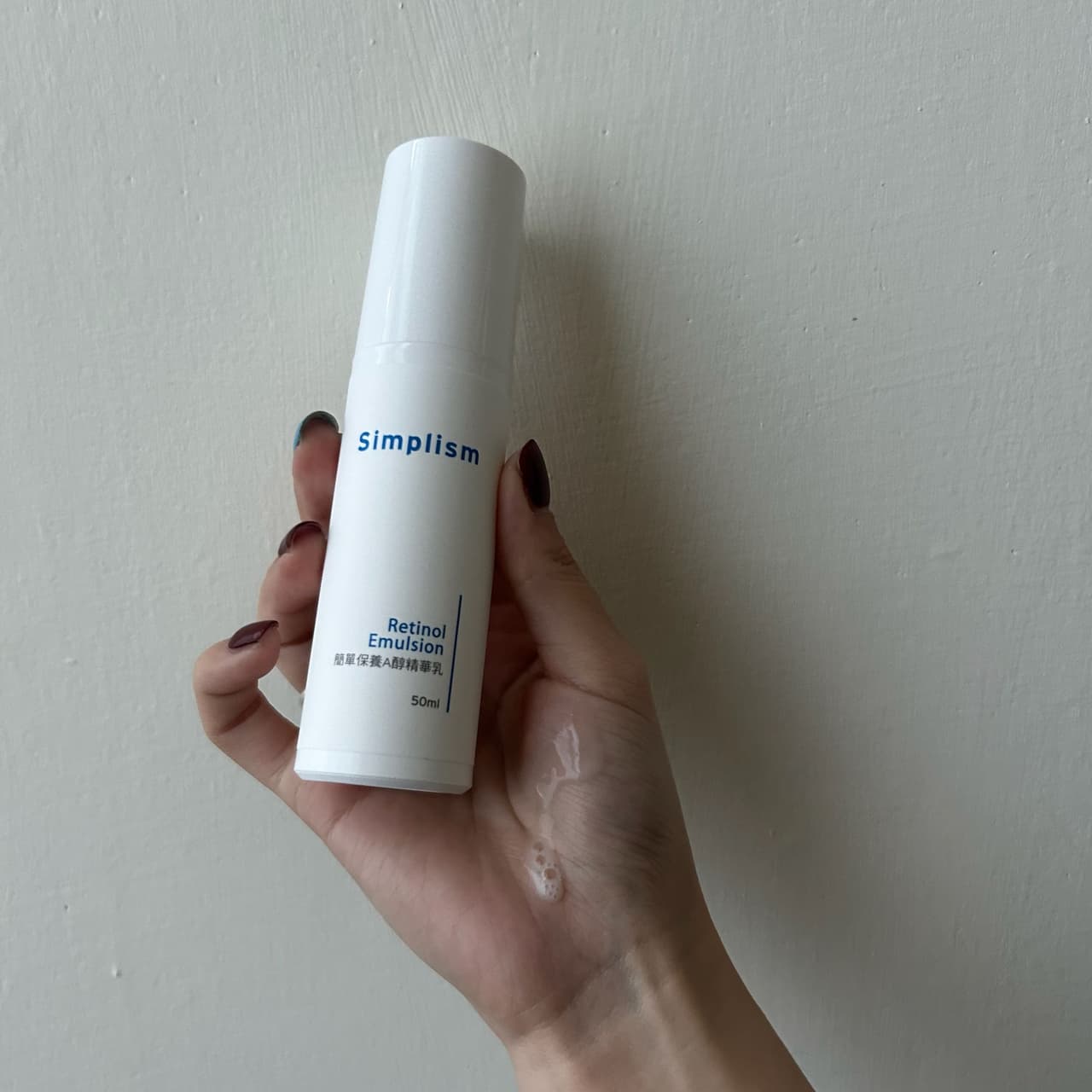 文末好康｜新手開架A醇新選擇！Feat.Simplism - 吃唇膏就飽了 (@tomiwalis35107) | Dcard