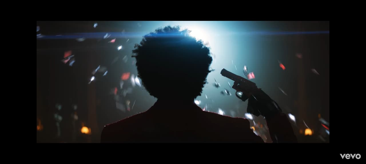 The Weeknd save your tears MV意義和彩蛋討論 - 音樂板 | Dcard
