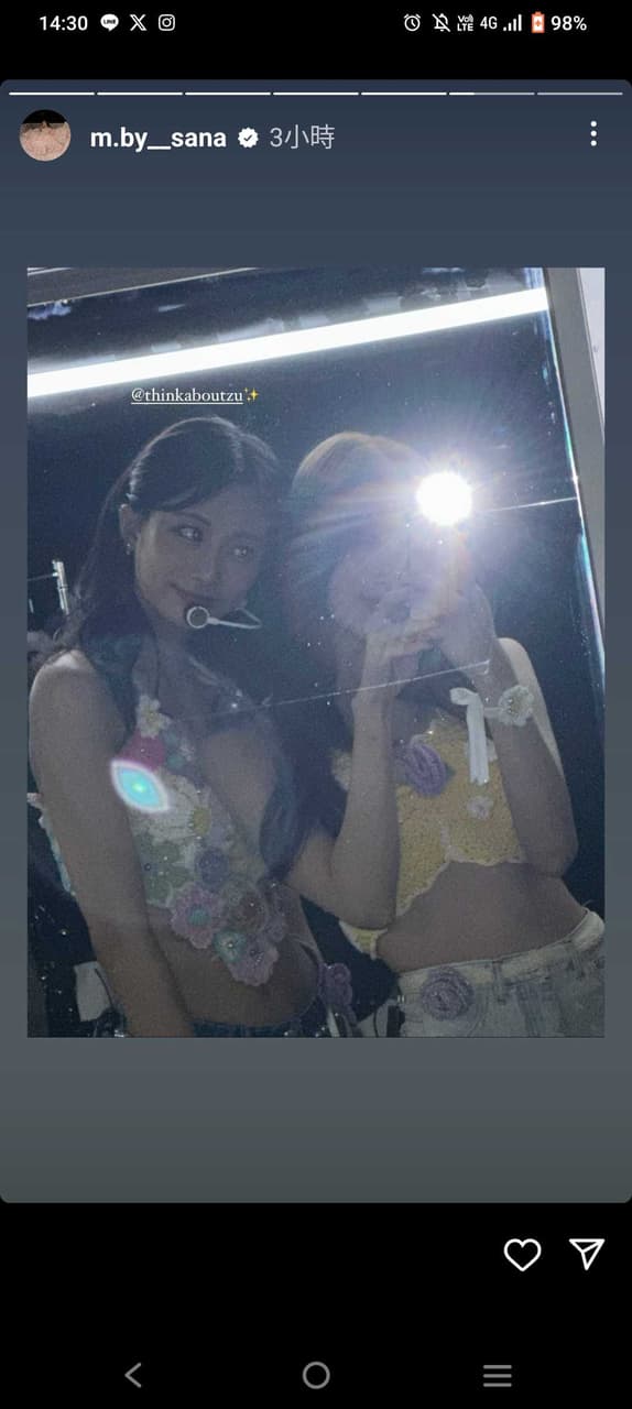 #分享 泰國場🇹🇭D1紗瑜💜💙再次大撒糖，啵啵💋抱抱全都來 - TWICE板 | Dcard