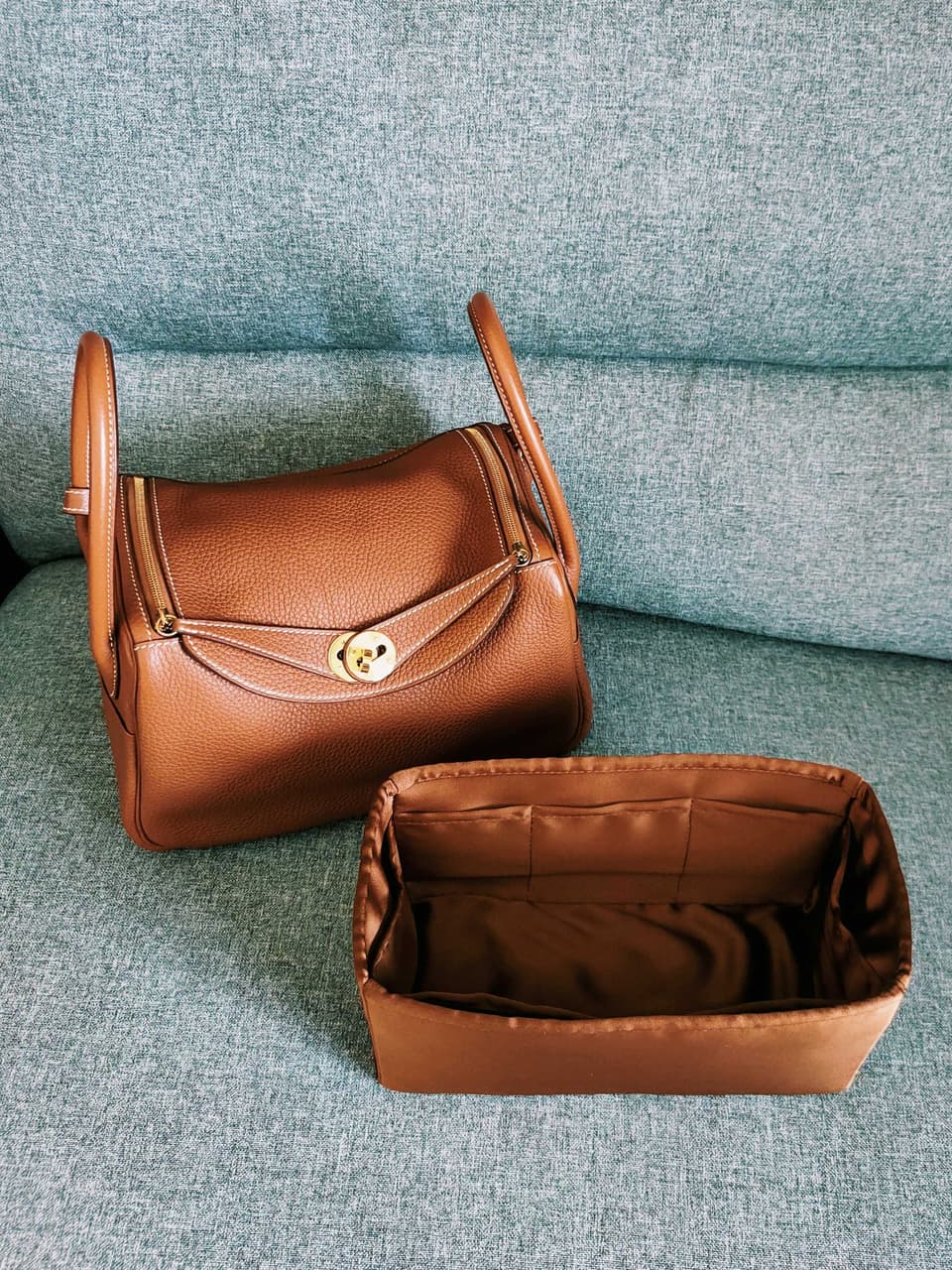 #分享 愛馬仕Lindy 26使用及上身 - 精品板 | Dcard