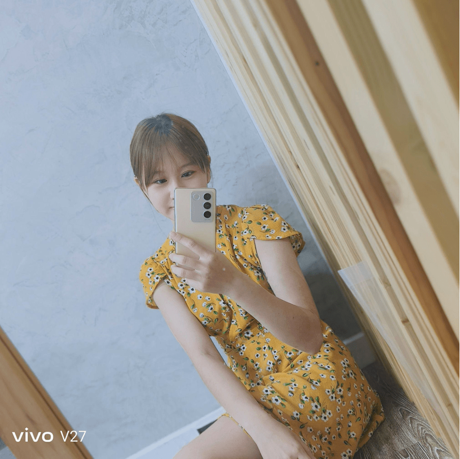 #開箱 拍到捨不得還的 vivo V27 5G 從此相簿裡只會有美照的存在 - 3C板 | Dcard