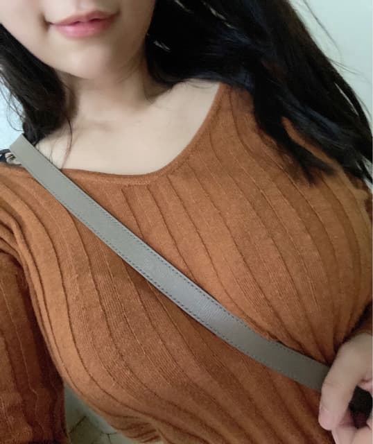 著衣巨乳 - B234 留言 | Dcard