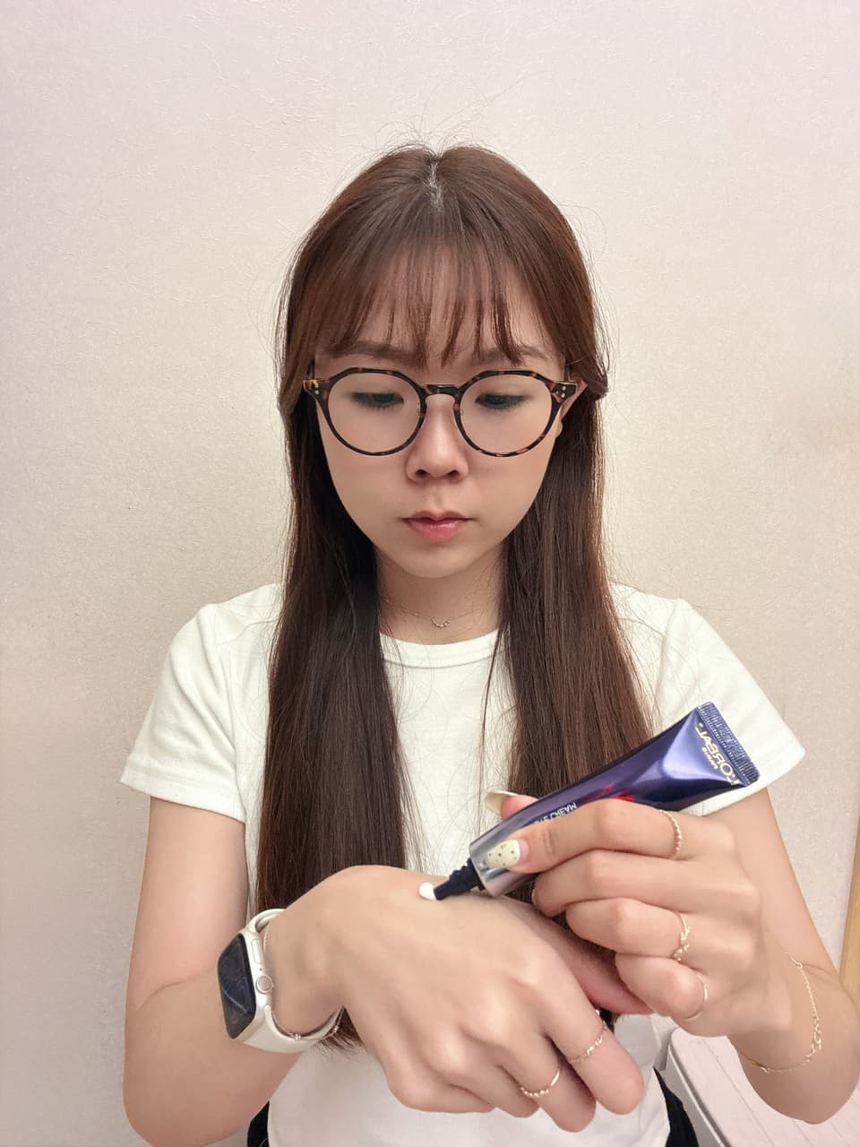 出國旅遊想熬夜又想漂亮又不想黑眼圈的人有福囉～😉 - 芝芝｜購物芝旅 (@hannee) | Dcard