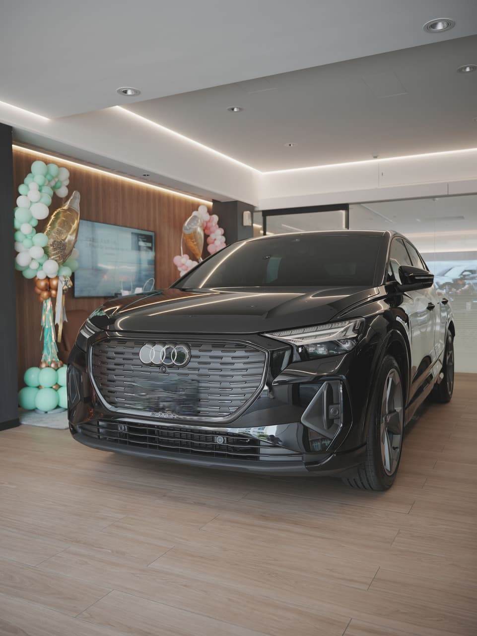 Audi Q4 Sportback e-tron 45 Edition One 交車照 - 汽車板 | Dcard