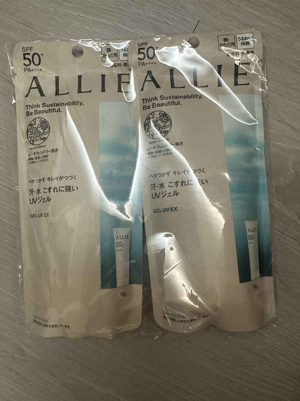 #我要賣 Kanebo佳麗寶 ALLIE 持采UV高效防曬水凝乳EX 40g 90g - 二手交易板 | Dcard