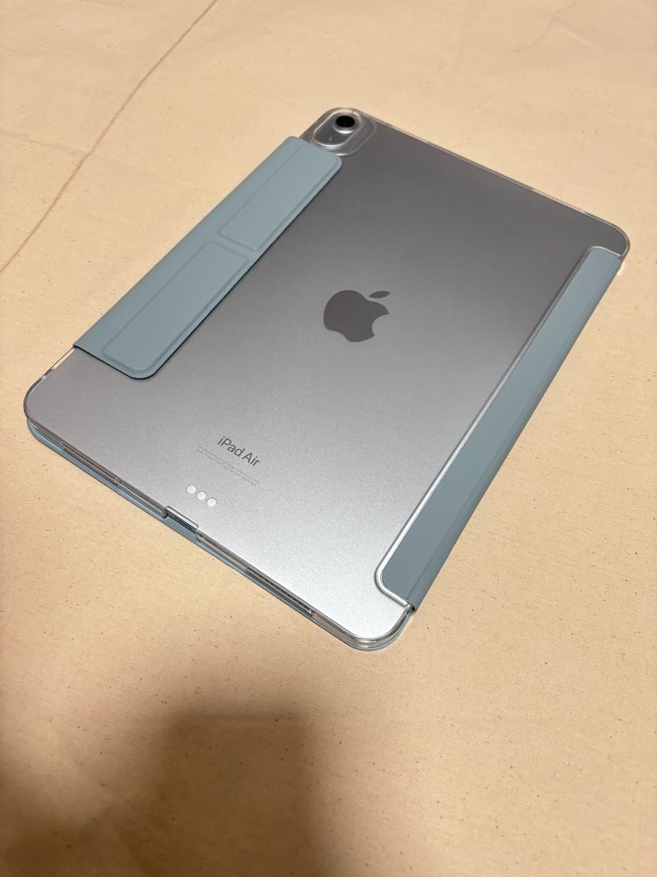 #iPad Y折霧透保護殼選擇不專業分享 - B6 留言 | Dcard