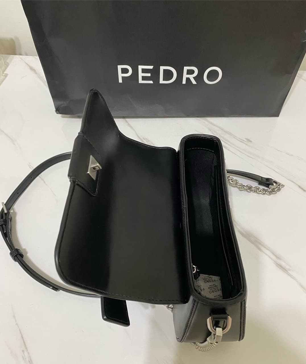 #分享 開箱小ck姊妹牌PEDRO鍊條包 - 穿搭板 | Dcard