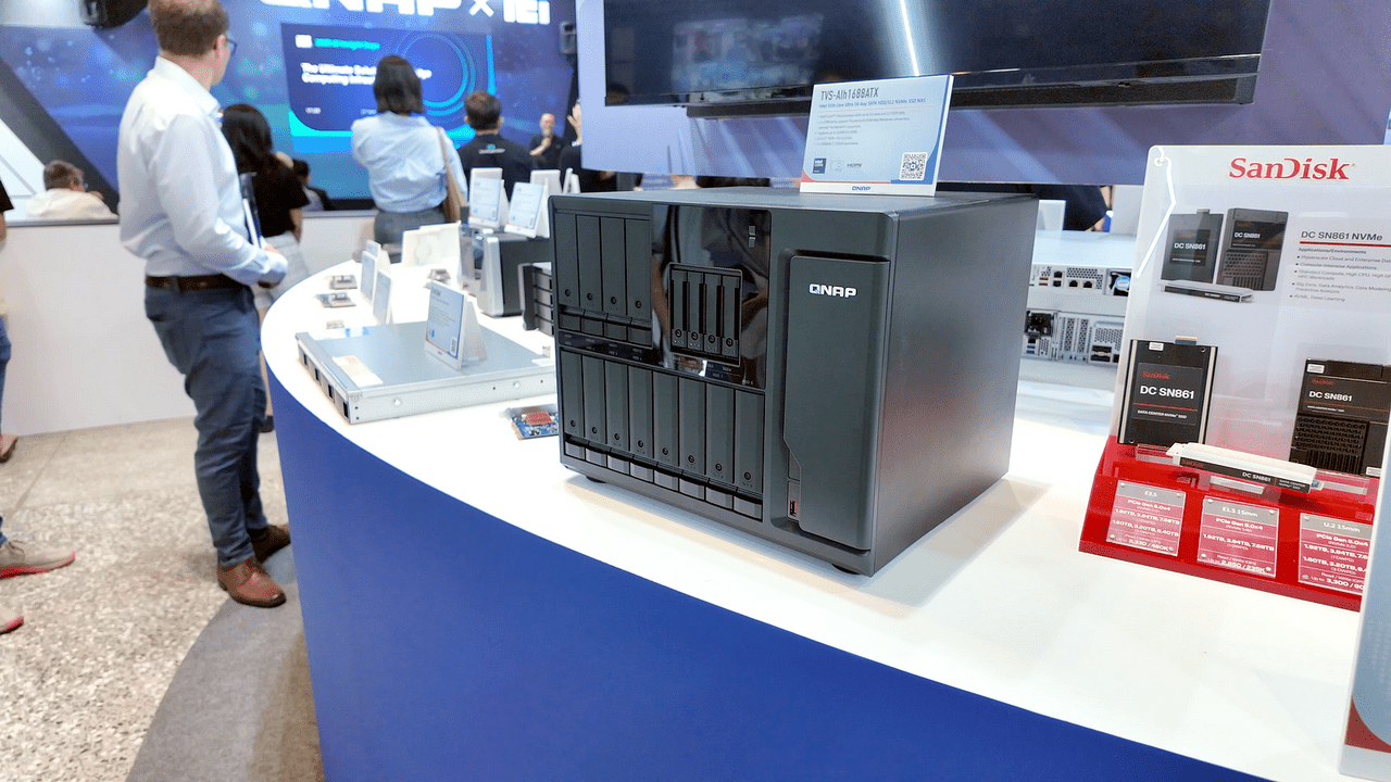 威聯通 COMPUTEX，HA 解決方案亮相！還有AI 應用、備份策略與多款 QNAP 新機一次看 - EnterBox (@enterbox) | Dcard
