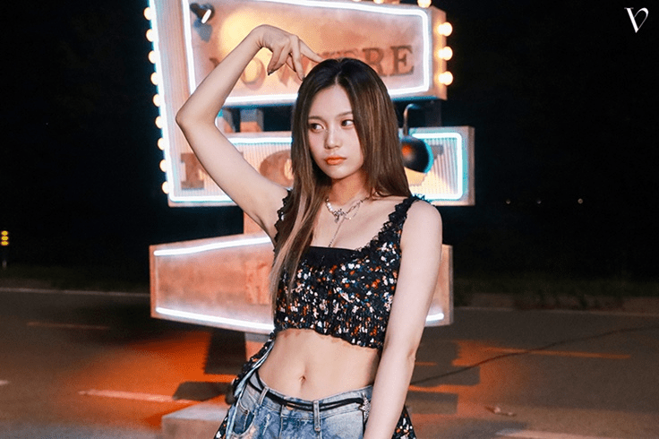 #更新 231102 Melon 雜誌/Genie 雜誌 VIVIZ The 4th Mini Album 'VERSUS' 現場花絮 - GFRIEND板 | Dcard