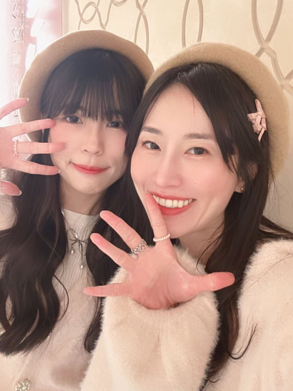 好久不見😆小個雙子穿搭冬春交作業（上） - 雪梨🍐 (@charry1122) | Dcard