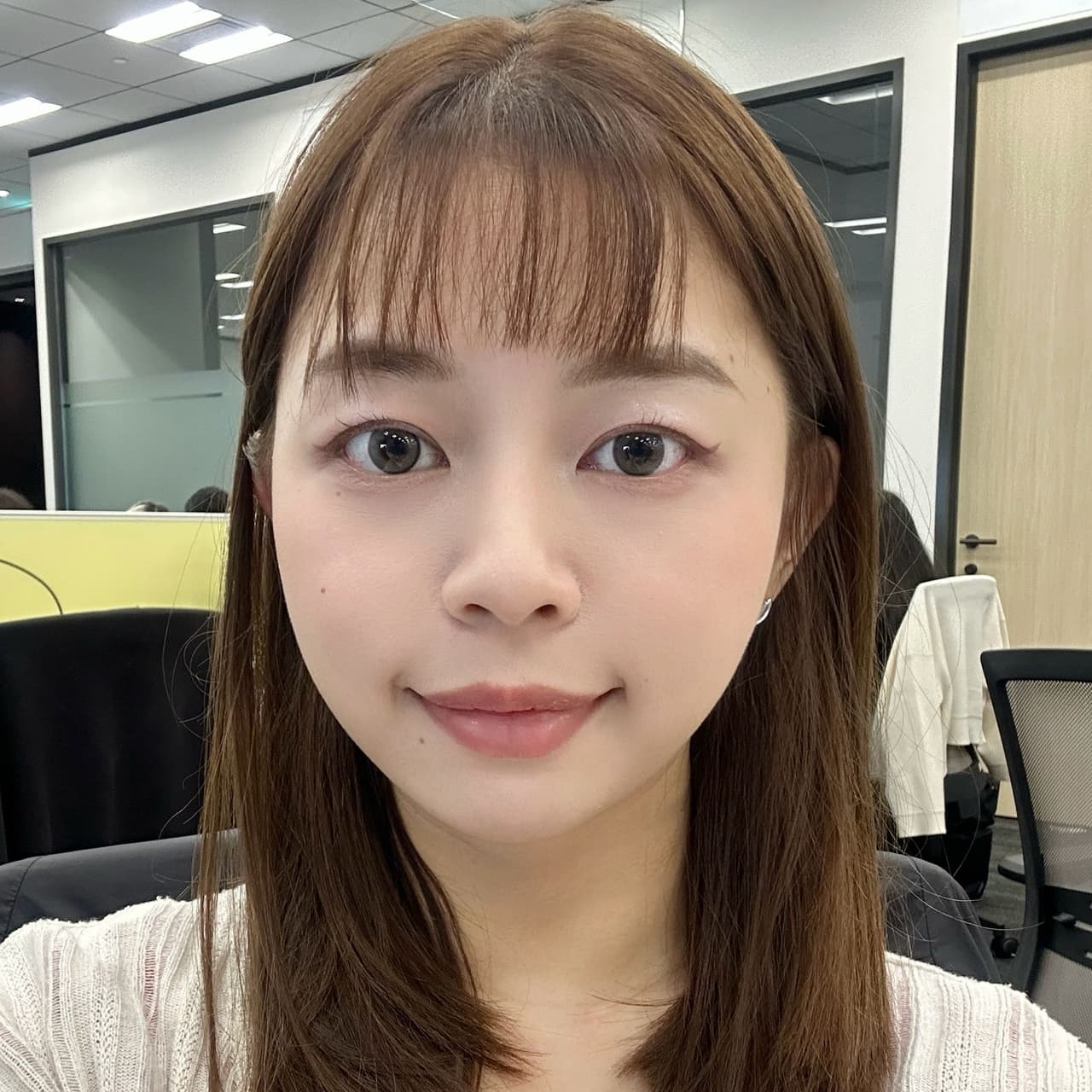 #分享 10分鐘GET精緻小臉！｜君綺漾小臉心得分享 - 醫美板 | Dcard