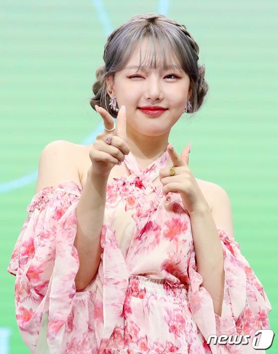 #集中討論 YERIN Solo出道 1st Mini Album 'ARIA' 🌼 - B3-2 留言 | Dcard