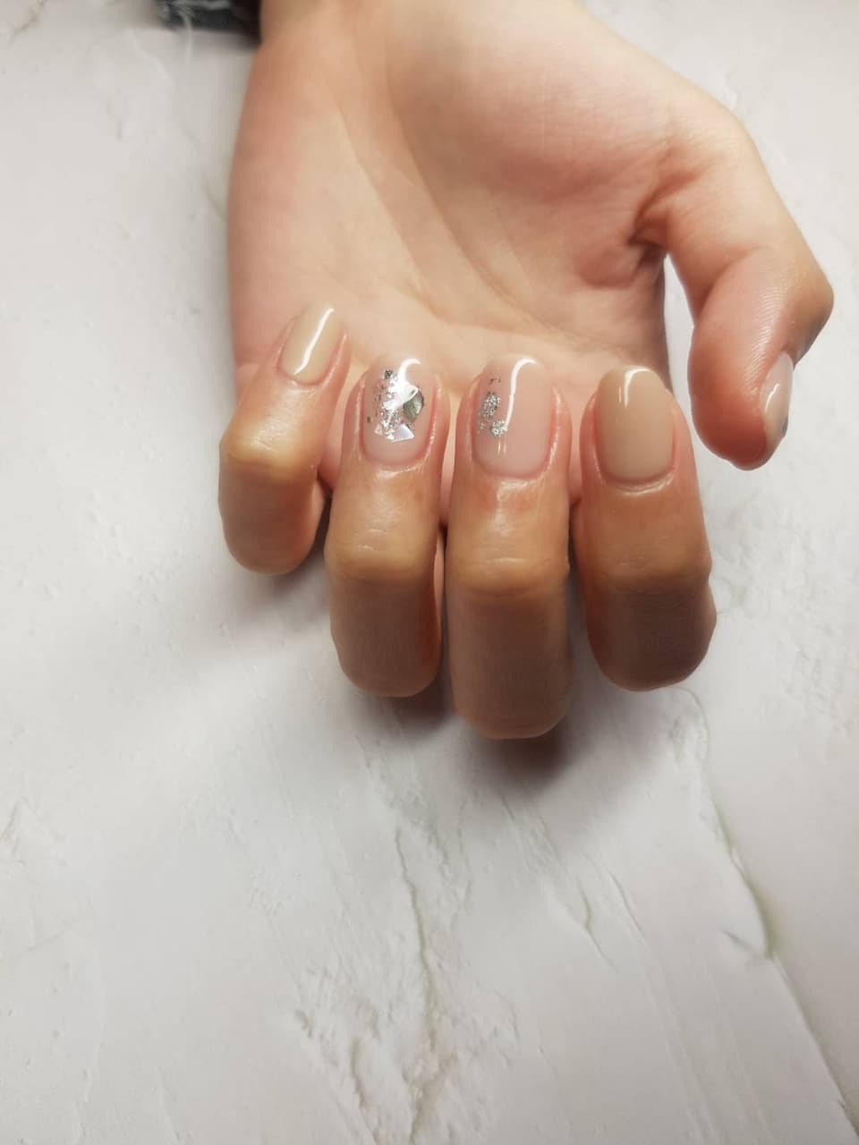 分享 低調奢華裸色光療💅 美甲板 Dcard