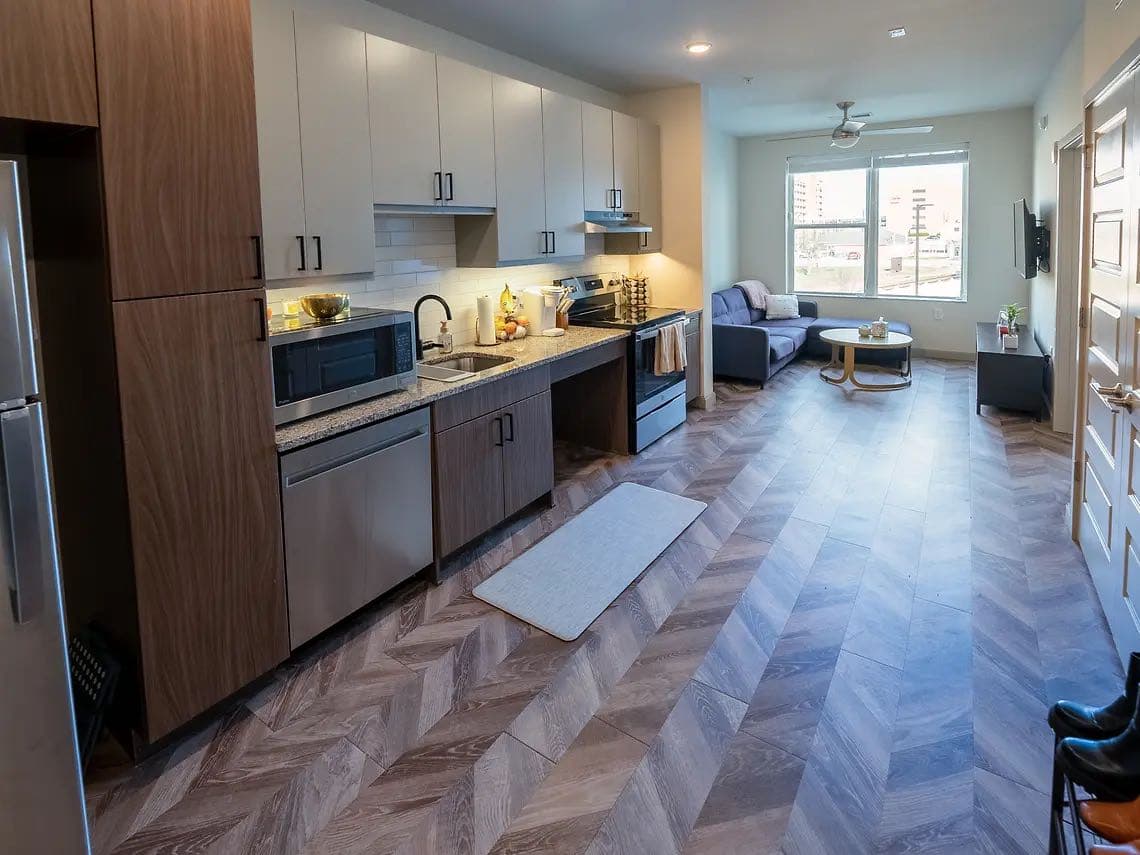 #留學 轉租 UIUC 2026 Spring 1B1B 低價轉租 - 留學板 | Dcard