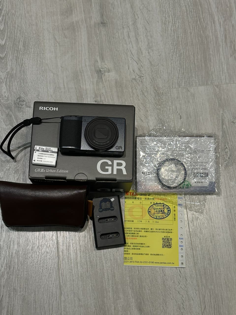 #我要賣 #我要賣 #我要賣 Ricoh 理光Gr3x 海神藍 官方公司貨 ️近全新（快門數1297） - 二手交易板 | Dcard