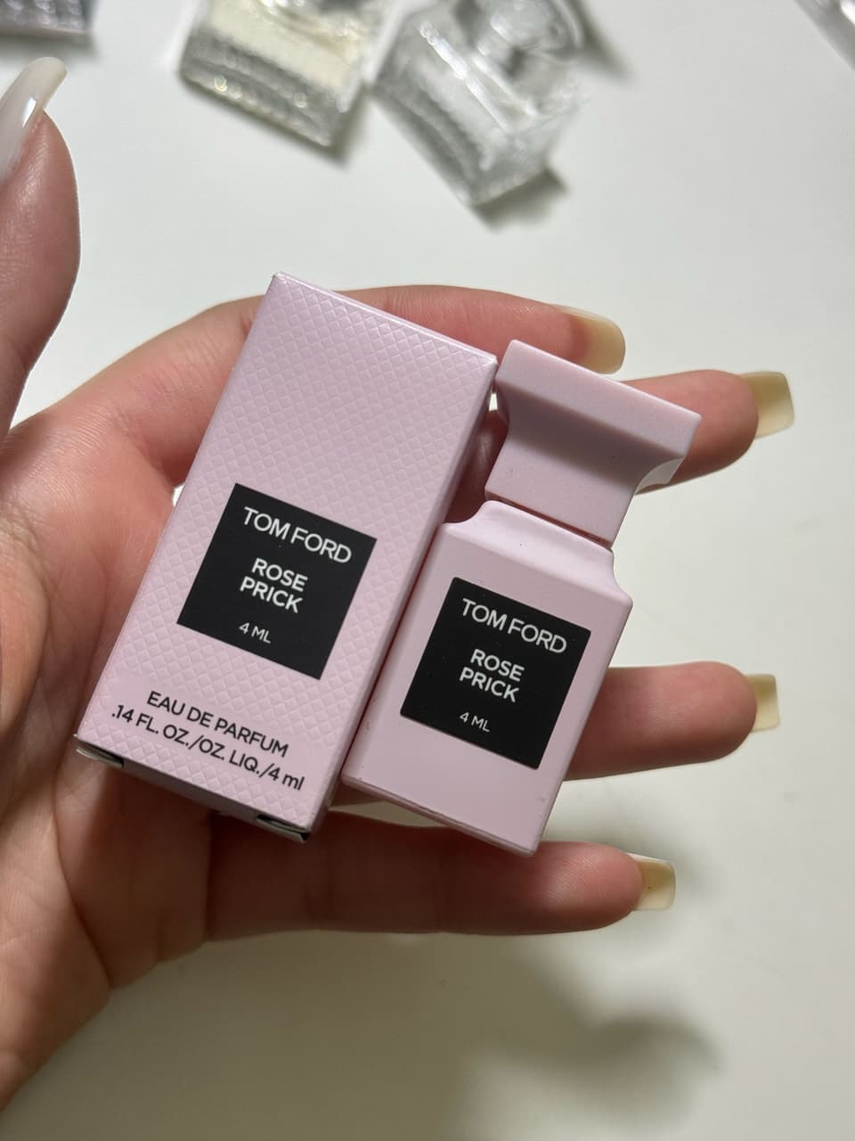 #我要賣 售Tom Ford 小香 - 二手交易板 | Dcard