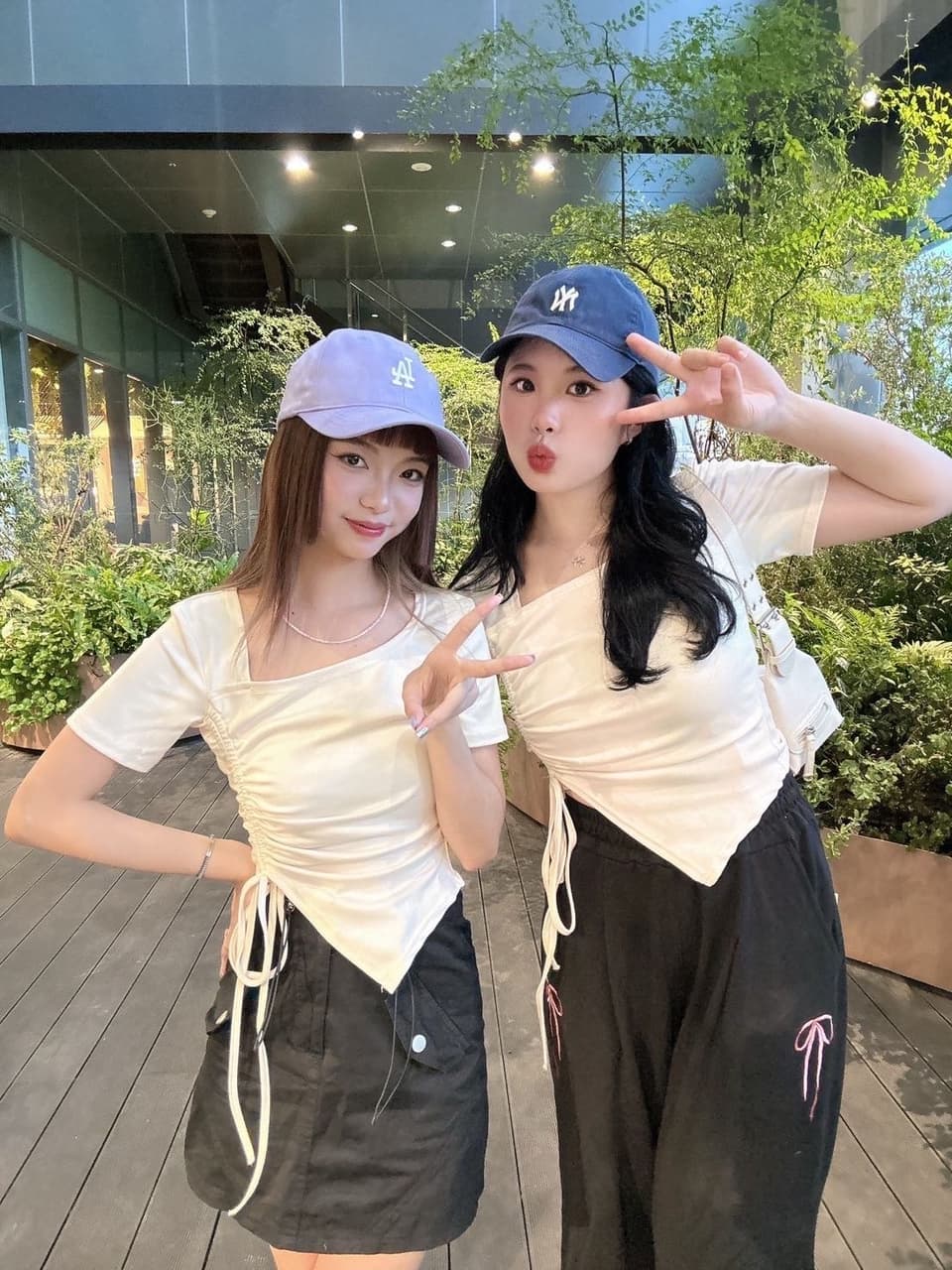 #日常穿搭 White🤍夏日閨密穿搭🌞w/ 170Vi🐸 - 穿搭板 | Dcard