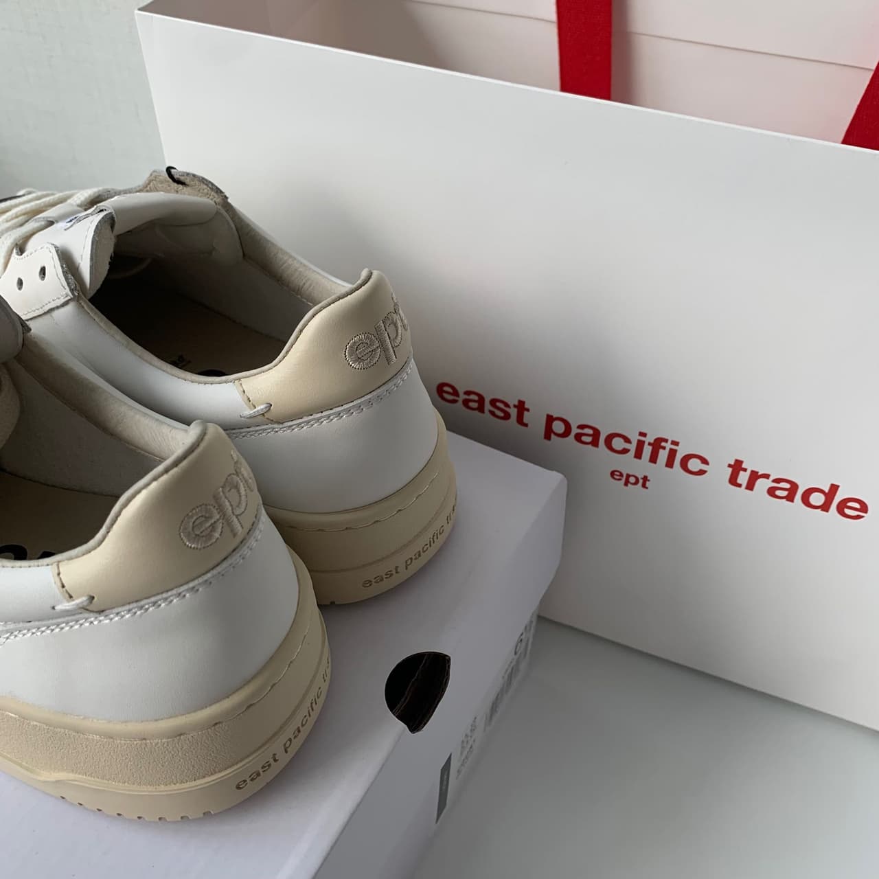 #分享 EPT韓國實體店+開箱復古奶油鞋🧈 - 穿搭板 | Dcard