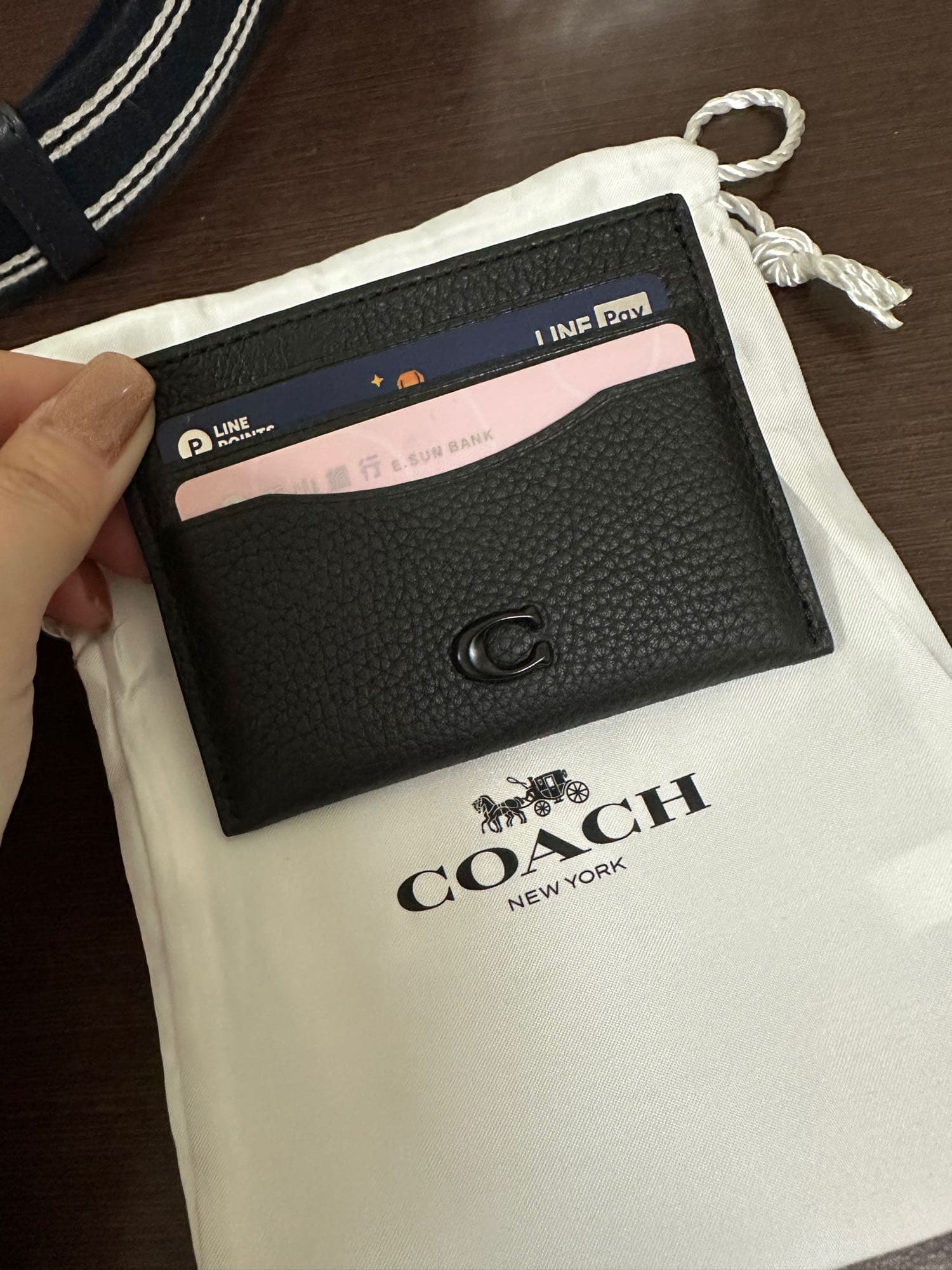 #開箱 Coach卡夾分享🫶🏻 - 精品板 | Dcard