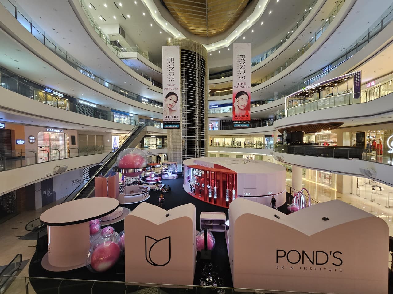 #分享 子瑜POND'S印尼快閃活動＆見面會 - TWICE板 | Dcard