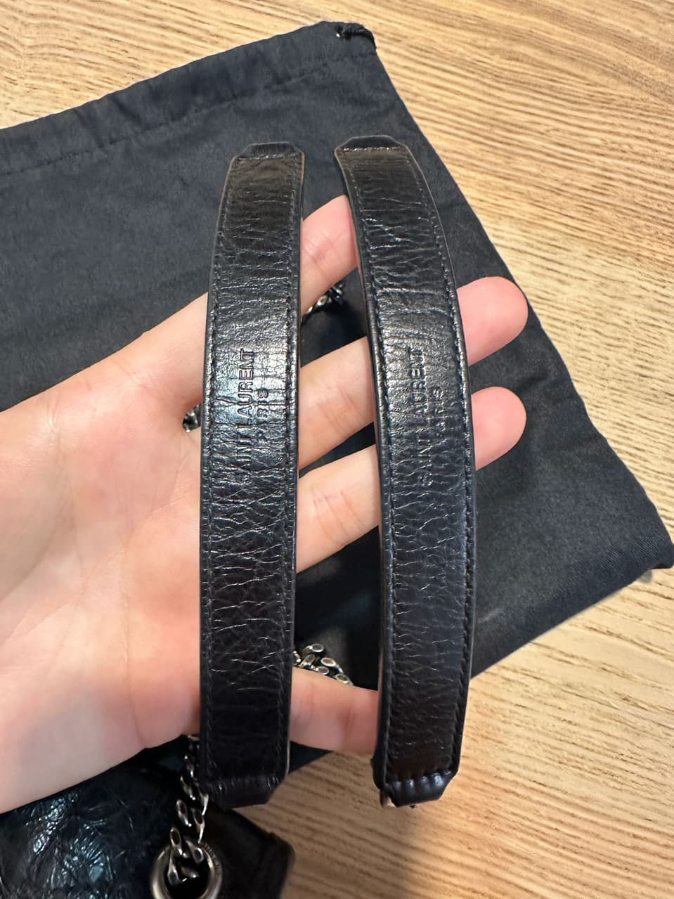 #我要賣 我要賣 YSL niki baby 黑色 - 二手交易板 | Dcard