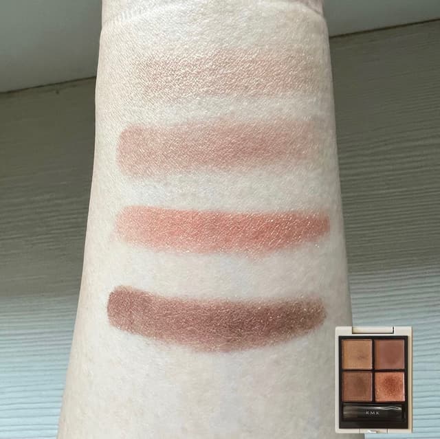 #試色 RMK 立體調色眼影盤 03 - 美妝板 | Dcard