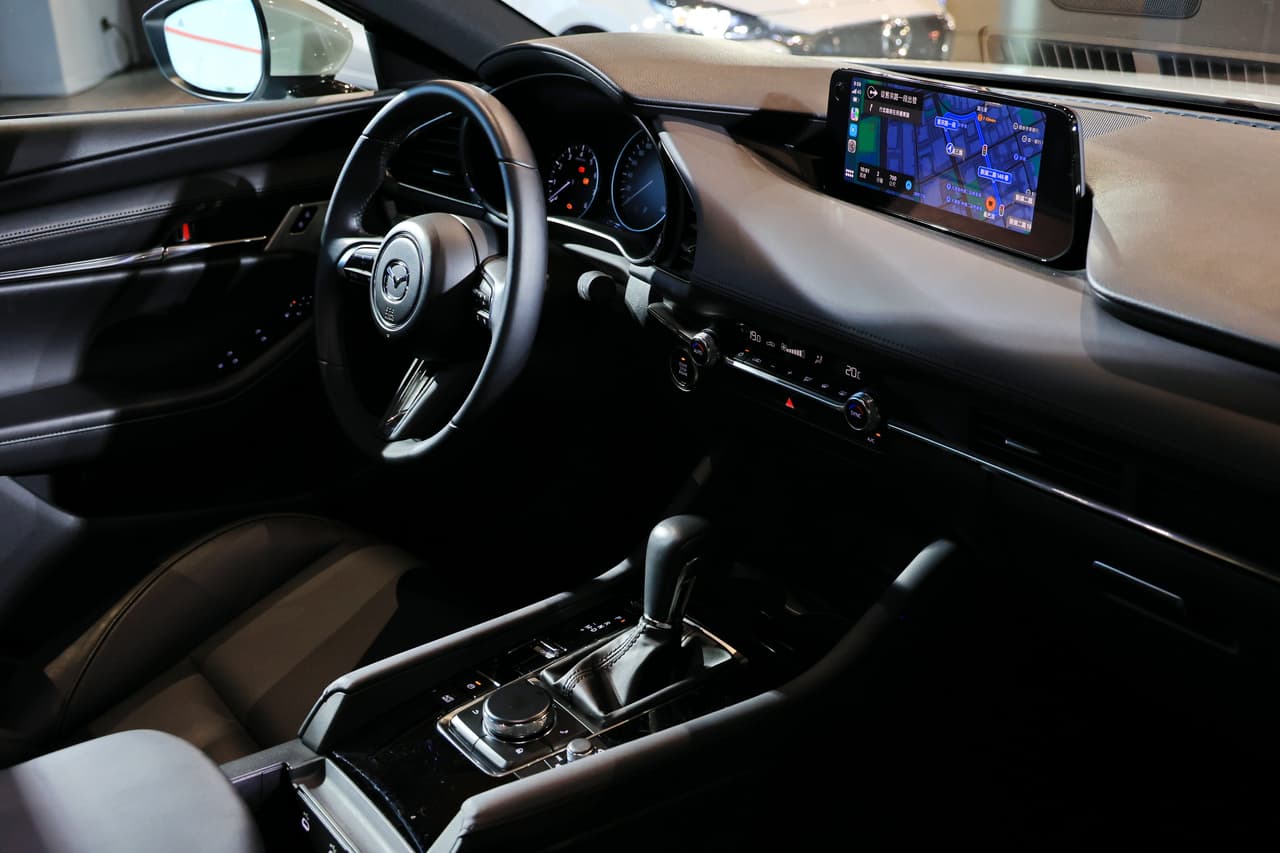 都會時尚、有型駕馭 feat. MAZDA2、MAZDA3 24年式全新上市 - 映像生活 (@imagelife) | Dcard