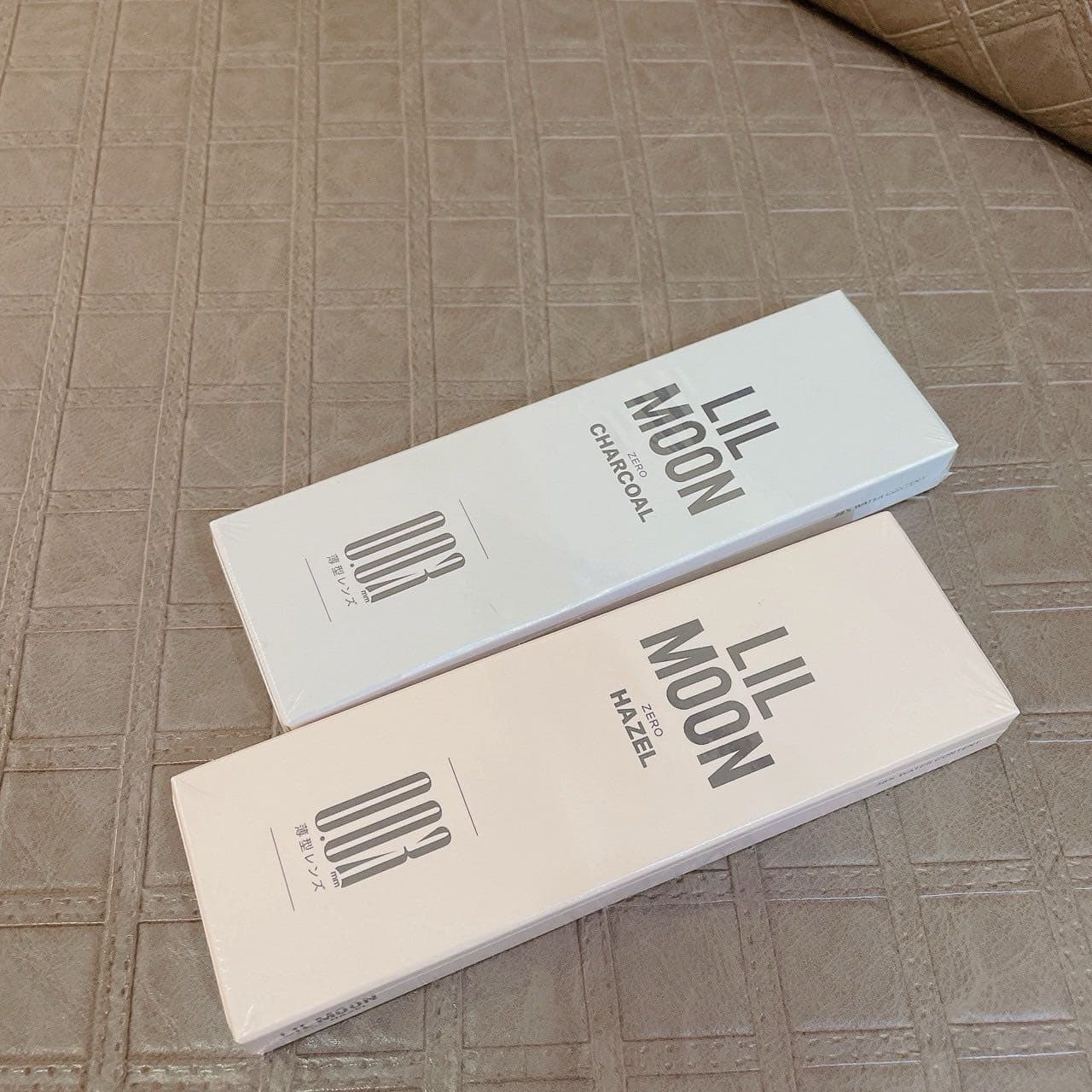 LIL MOON零感茶棕、零感水藍灰實戴 - 隱形眼鏡板 | Dcard