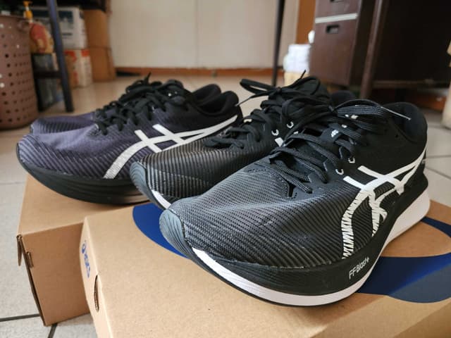 #分享 跑快也要跑帥 ASICS MAGIC SPEED 3 - 球鞋板 | Dcard