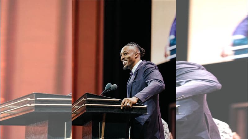 NBA／「魔獸」入主名人堂！霍華德與歐尼爾大和解、致詞時還致敬台灣 - SETN三立新聞網 (@setn54) | Dcard