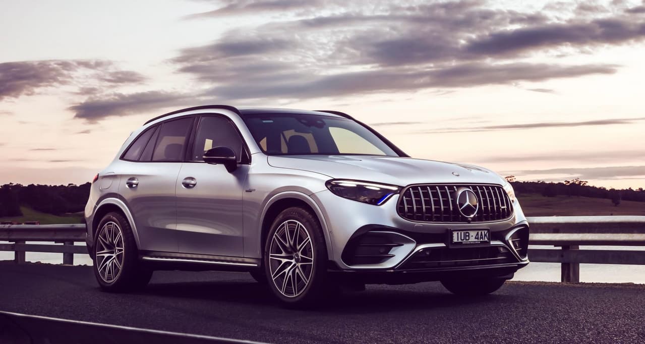 電動版AMG C-Class 偽裝車捕獲 - 汽車板 | Dcard