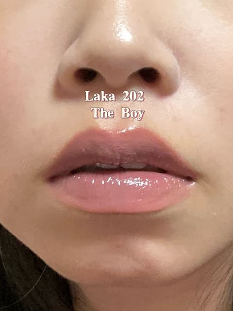 #試色 我手邊有的8隻光澤唇膏/唇釉💄 - 美妝板 | Dcard