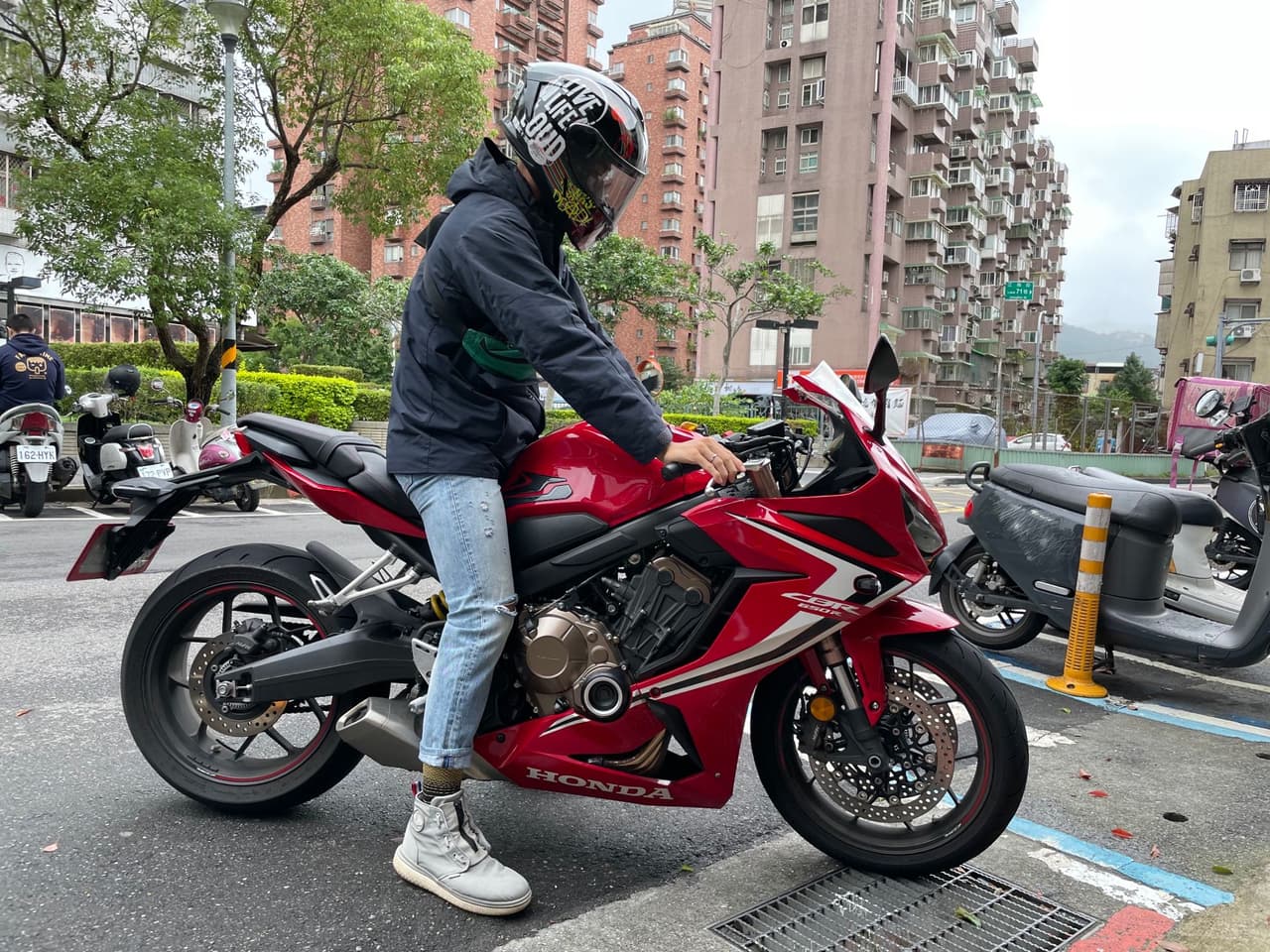 HONDA CBR650R 菜鳥試駕心得 - 贊助板 | Dcard