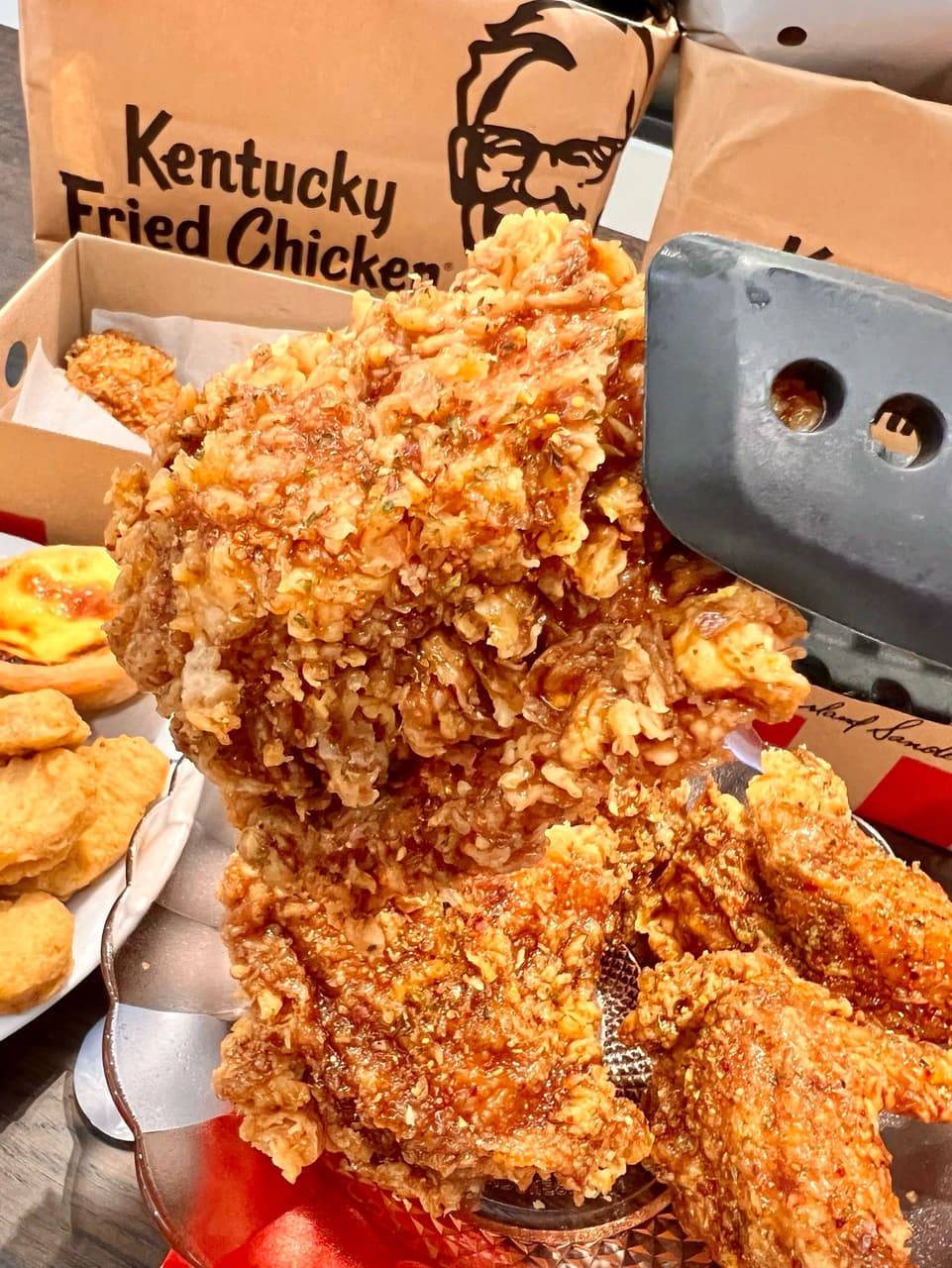 我變心了！楓糖香蒜脆雞才是KFC肯德基最好吃的炸雞口味啦🤤 - 饅頭公主💕 (@ladydondon_) | Dcard