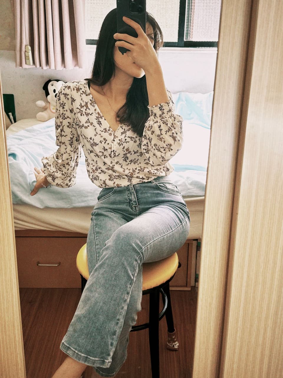 超適合春秋的UQ碎花薄長袖 - 梅尼 (@rex.unicorn) | Dcard