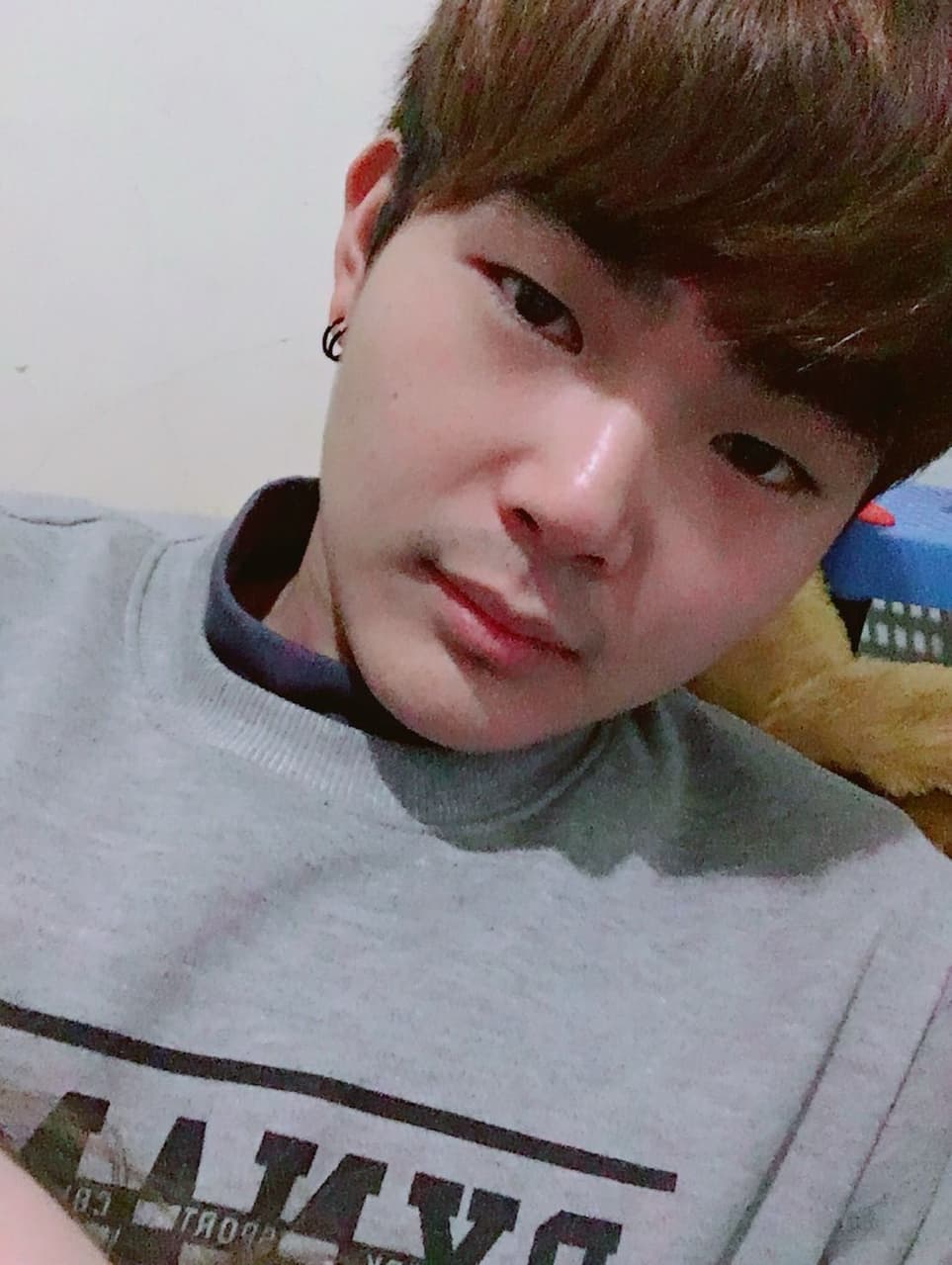 有勞各位了 - 長相請益板 | Dcard