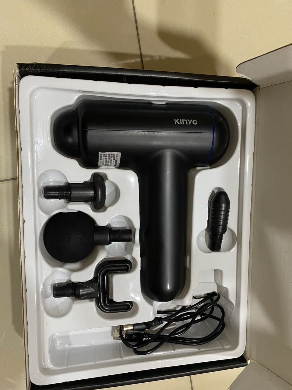 #我要賣 KINYO 深層舒緩筋膜槍 - 二手交易板 | Dcard