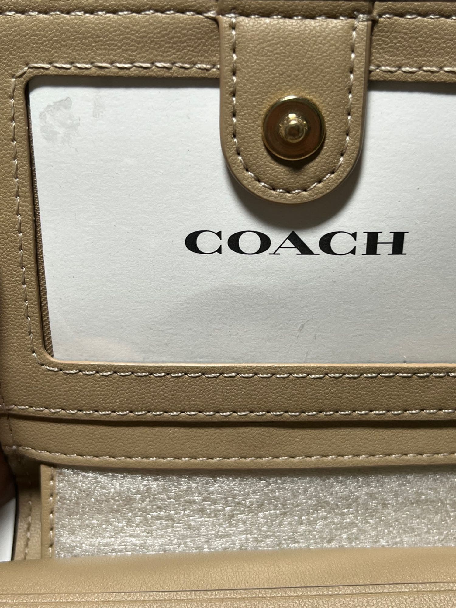 Coach 短夾 分辨真假 - 女孩板 | Dcard