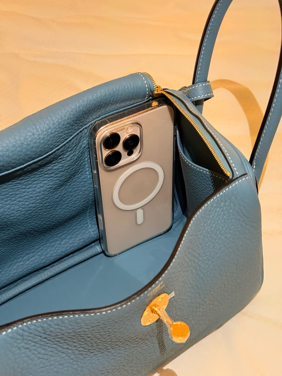 #購物經驗 人生第一次馬場體驗就帶走 Roulis mini、Lindy 26、Constance Slim - 精品板 | Dcard