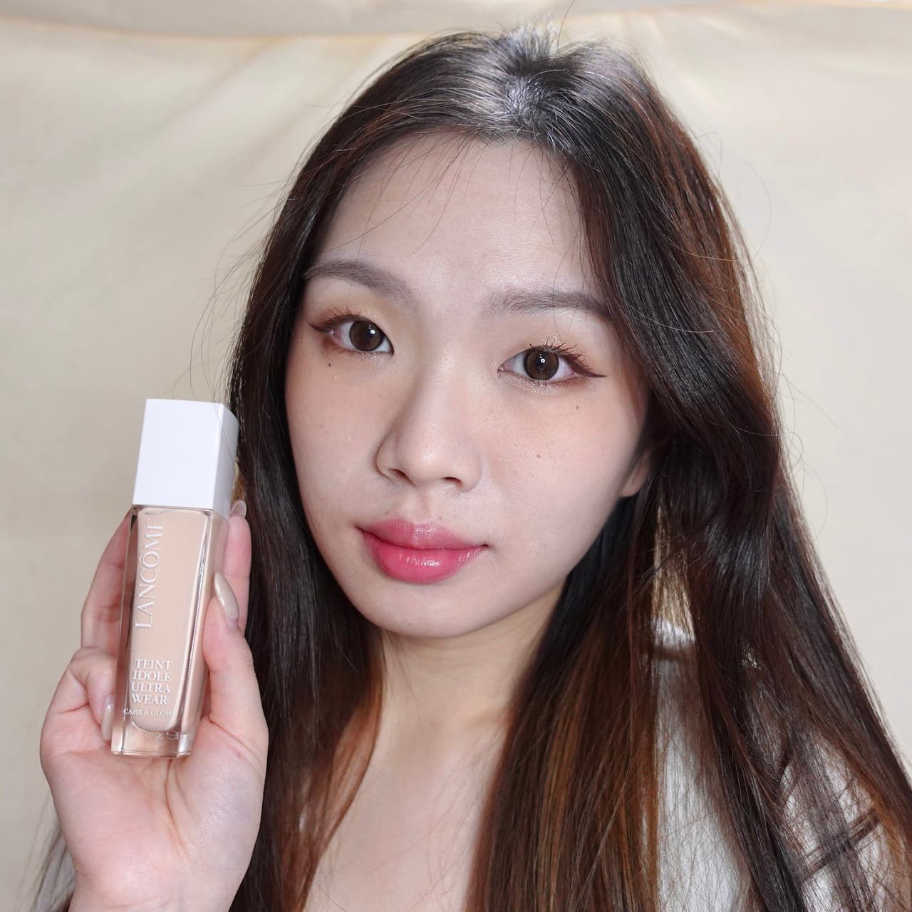 最遮瑕的光澤粉底 蘭蔻 零粉感光澤持妝粉底 - Laura (@rosyy__rose__) | Dcard