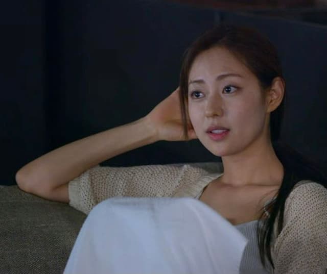 瑟琪長得像任容萱 - 閒聊板 | Dcard