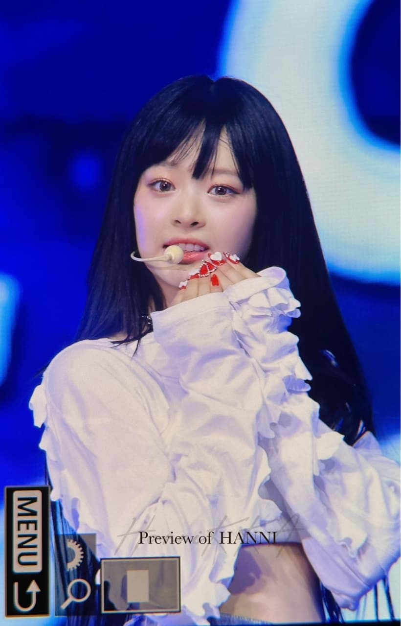 #分享 一些昨天weverse con我很喜歡的Hanni熱推🐰（多圖） - NewJeans(NJZ)板 | Dcard