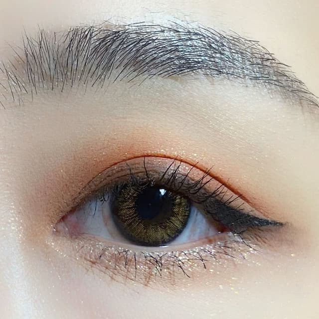 #分享 Bobbi Brown 週年慶眼影盤 - 美妝板 | Dcard