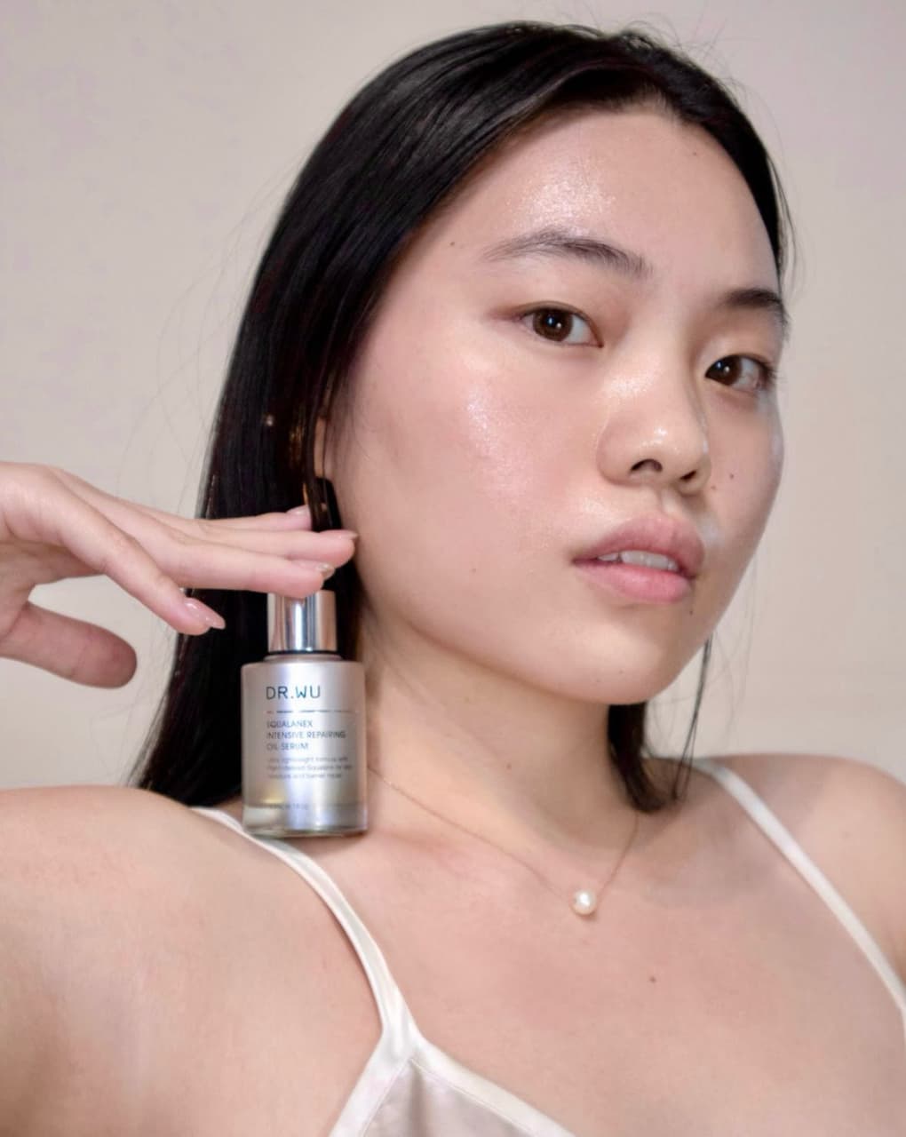 #開箱 從18歲陪伴至今的DR.WU角鯊潤澤修復精華油 - 美妝板 | Dcard