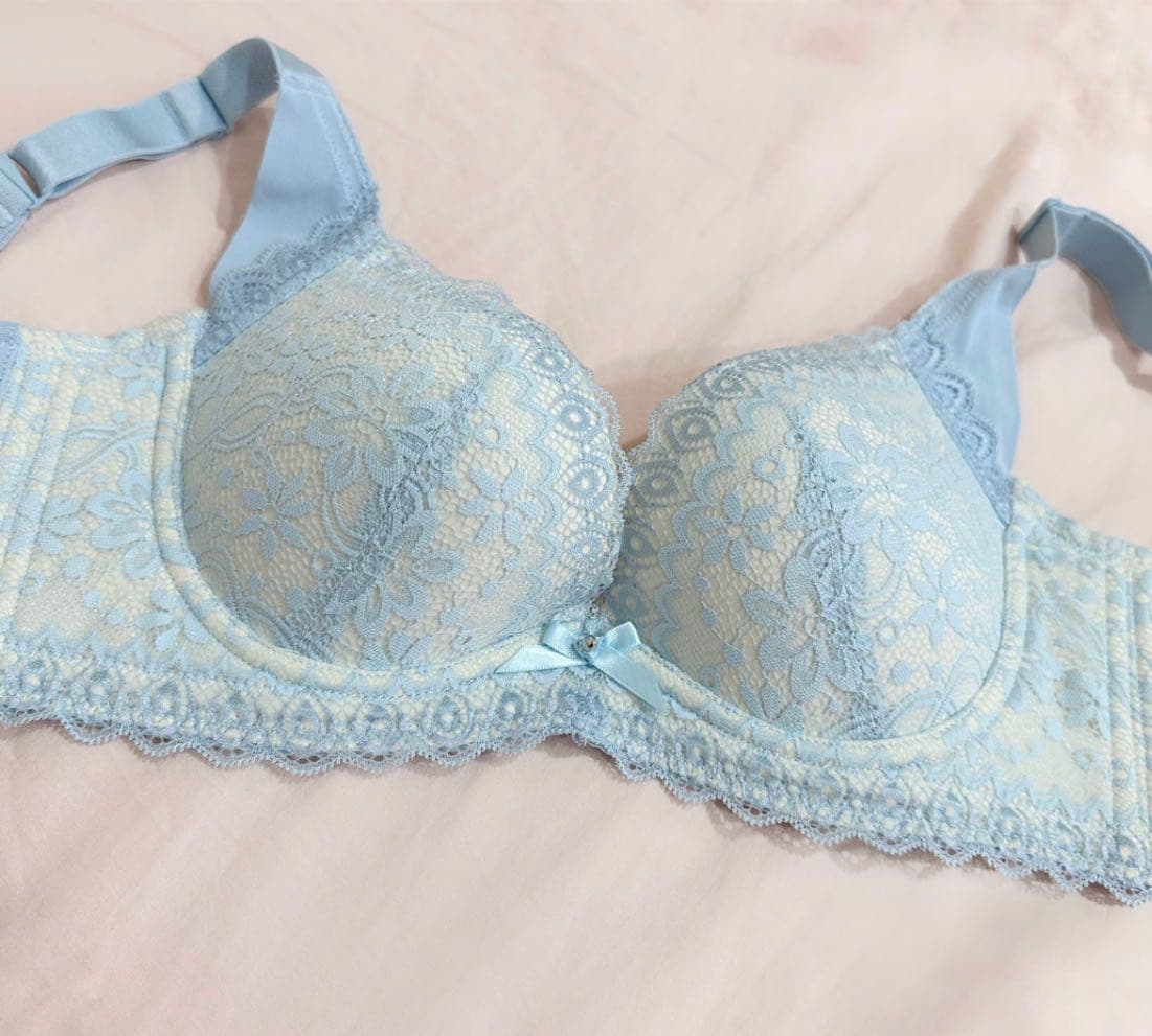 黛莉貝爾養脂內衣初體驗！飽滿集中肉眼可見 - 珍珠奶茶控🌷🌷🌷 (@hanhan____) | Dcard